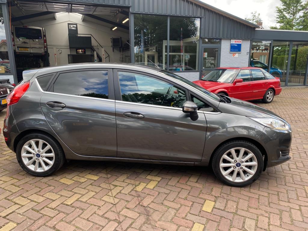 FORD Fiesta 1.0 Style Ultimate - Automotive Trade Center