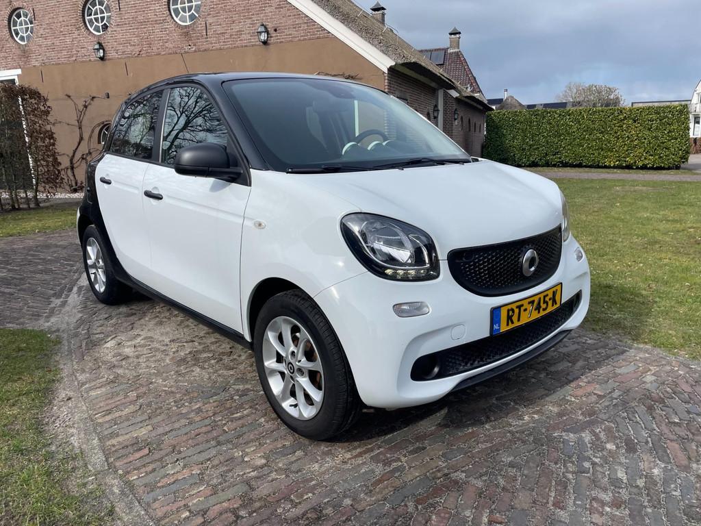 Smart forfour 1.0 Pure - Automotive Trade Center
