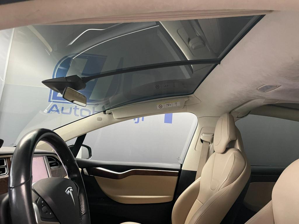 Tesla Model X 90D Base - Automotive Trade Center