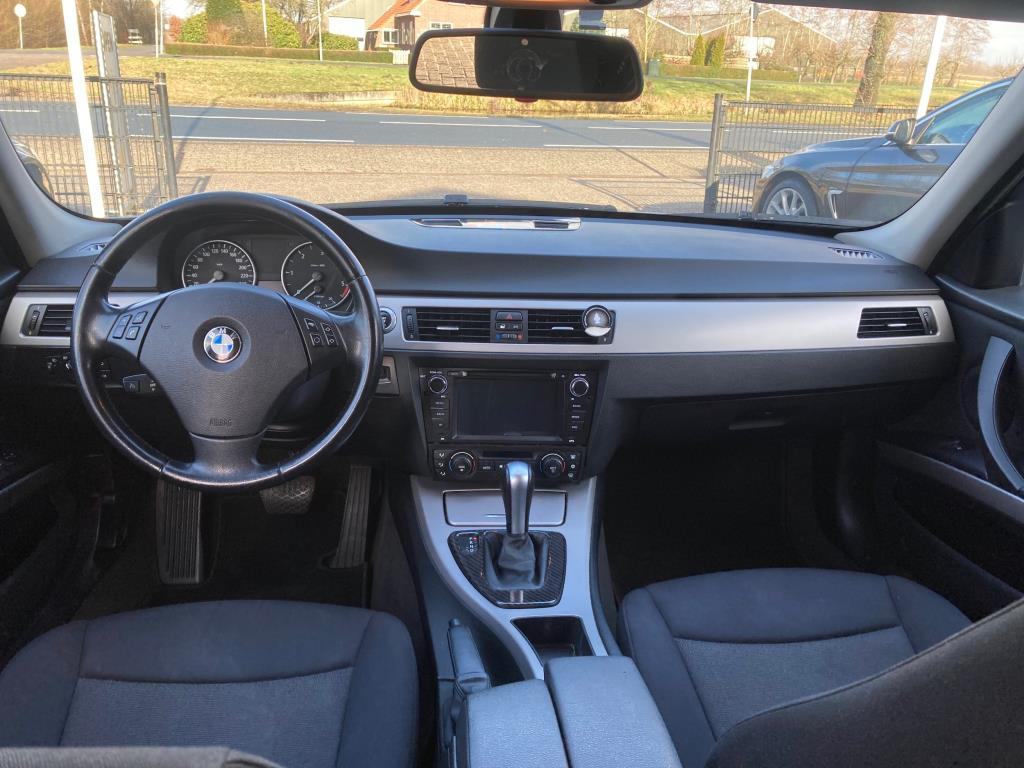 BMW 3-serie 320d High Executive - Automotive Trade Center