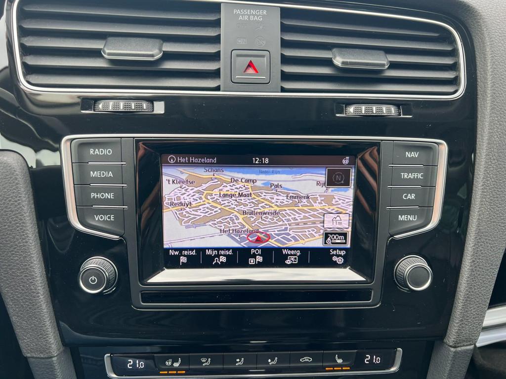 VOLKSWAGEN Golf Variant 1.4 TSI Business Edition Connected R ...